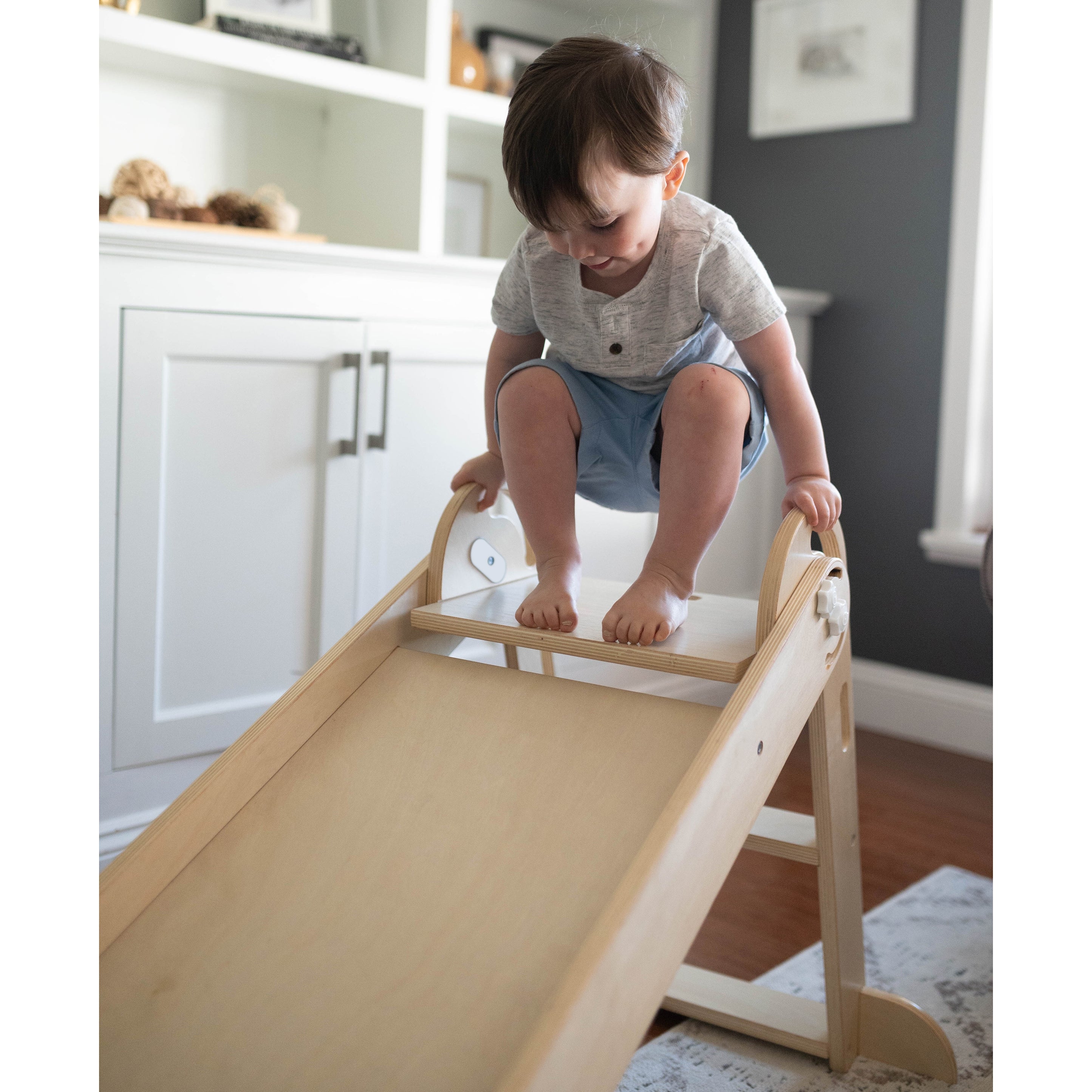 2-in-1 Folding Learn 'N Slide –dd Little Partners